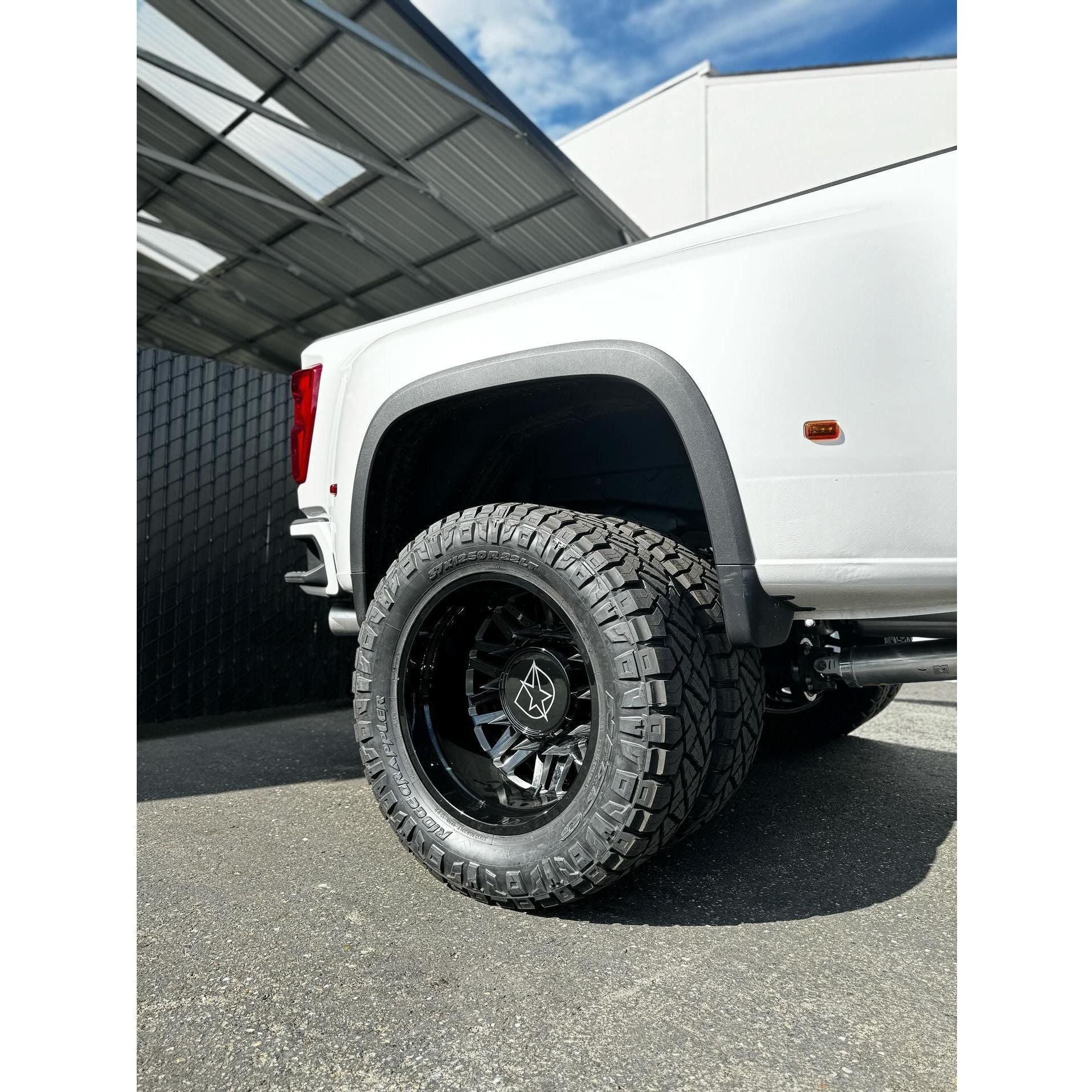 DDC Aftermath Dually Wheels DDCAFTERMATH-8x210 – DmaxStore