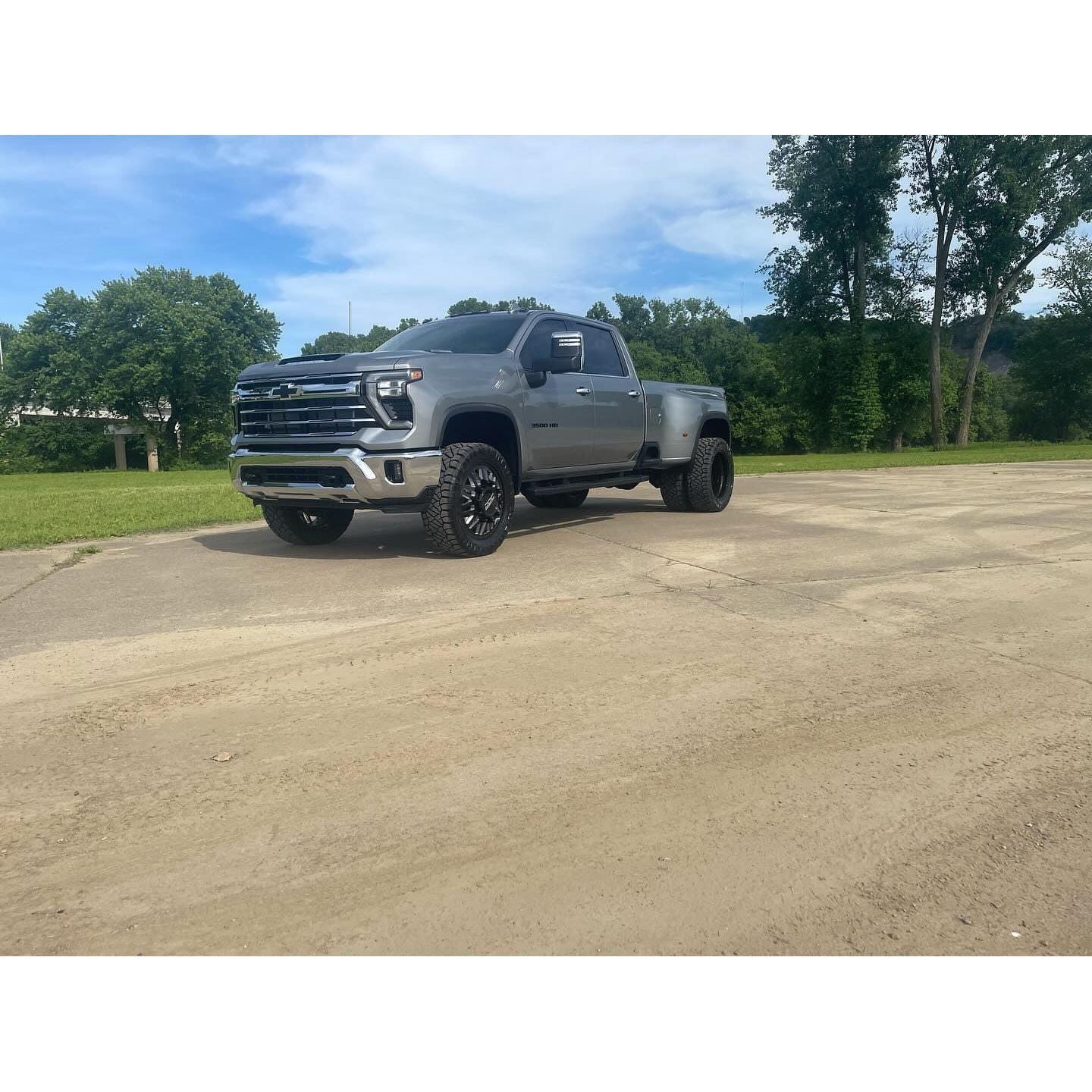 DDC Aftermath Dually Wheels DDCAFTERMATH-8x210 – DmaxStore